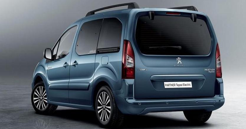 Peugeot bipper electric store